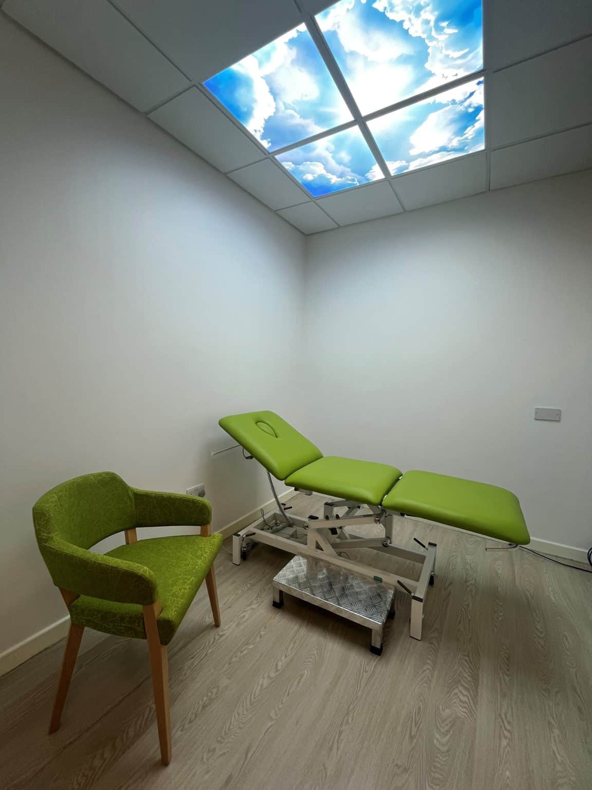 Macmillan Green Room opens at Forfar Library • ANGUSalive